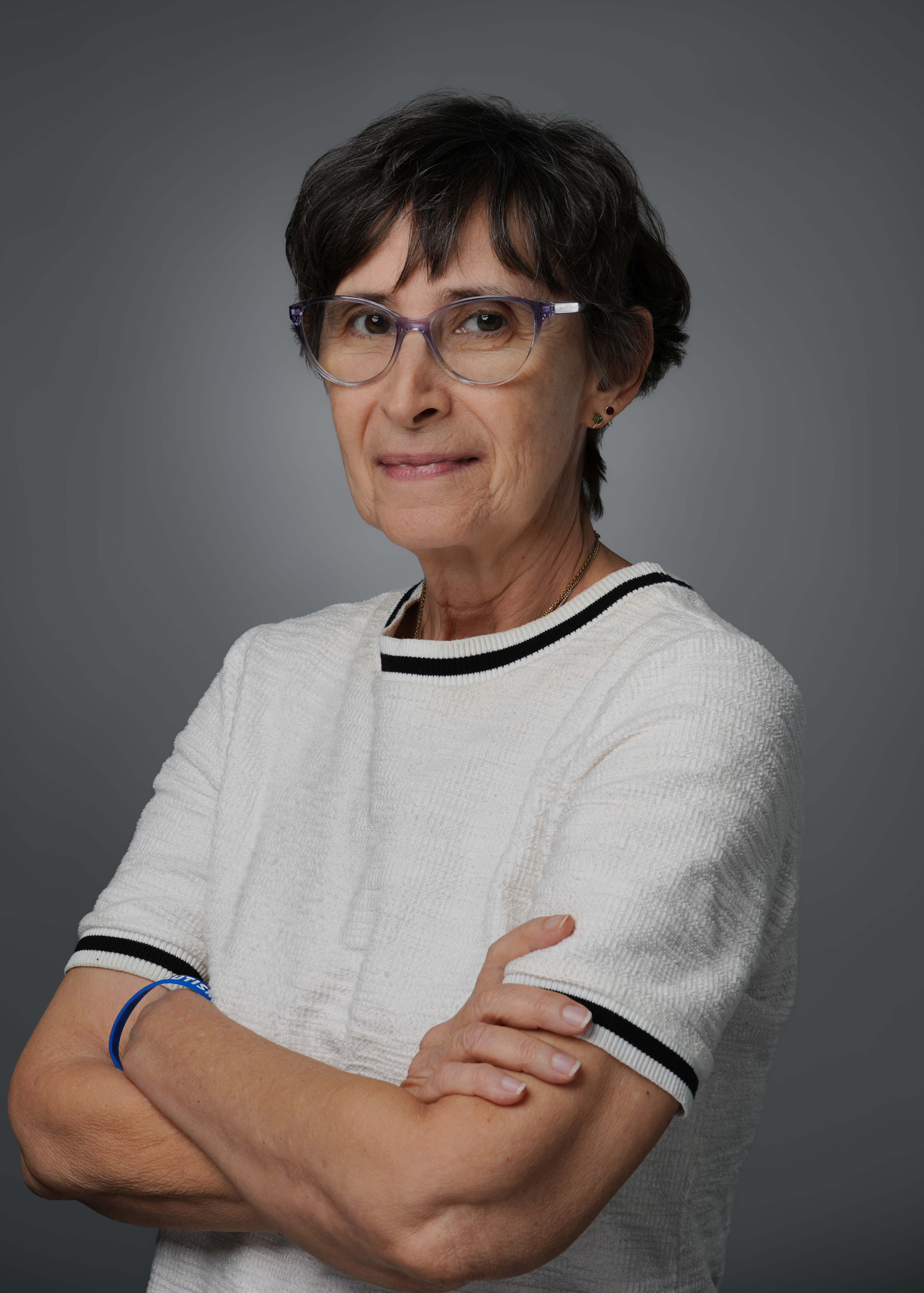 Leslie Cook